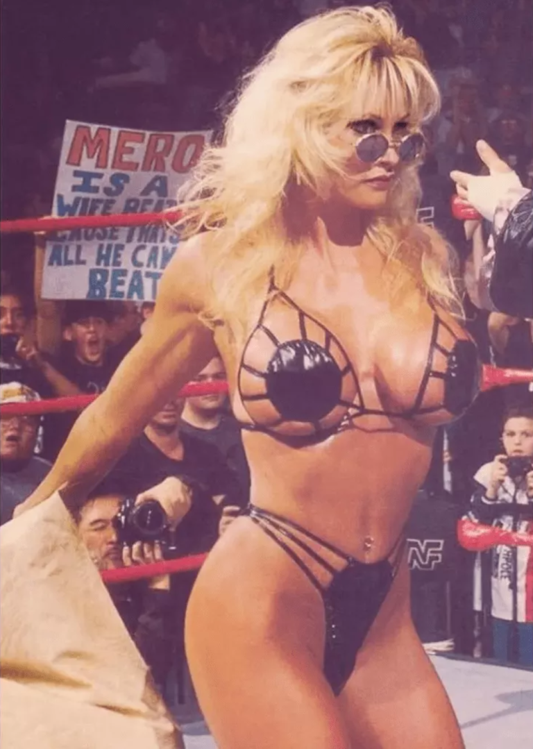 A wrestling icon who redefined strength, beauty and power! - rasplove.com
