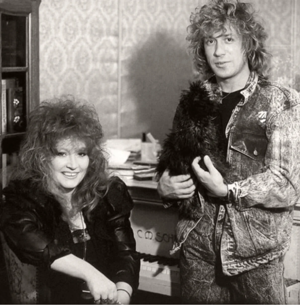 Schwarzenegger in an advert and little Britney. These are photos you've definitely never seen ...