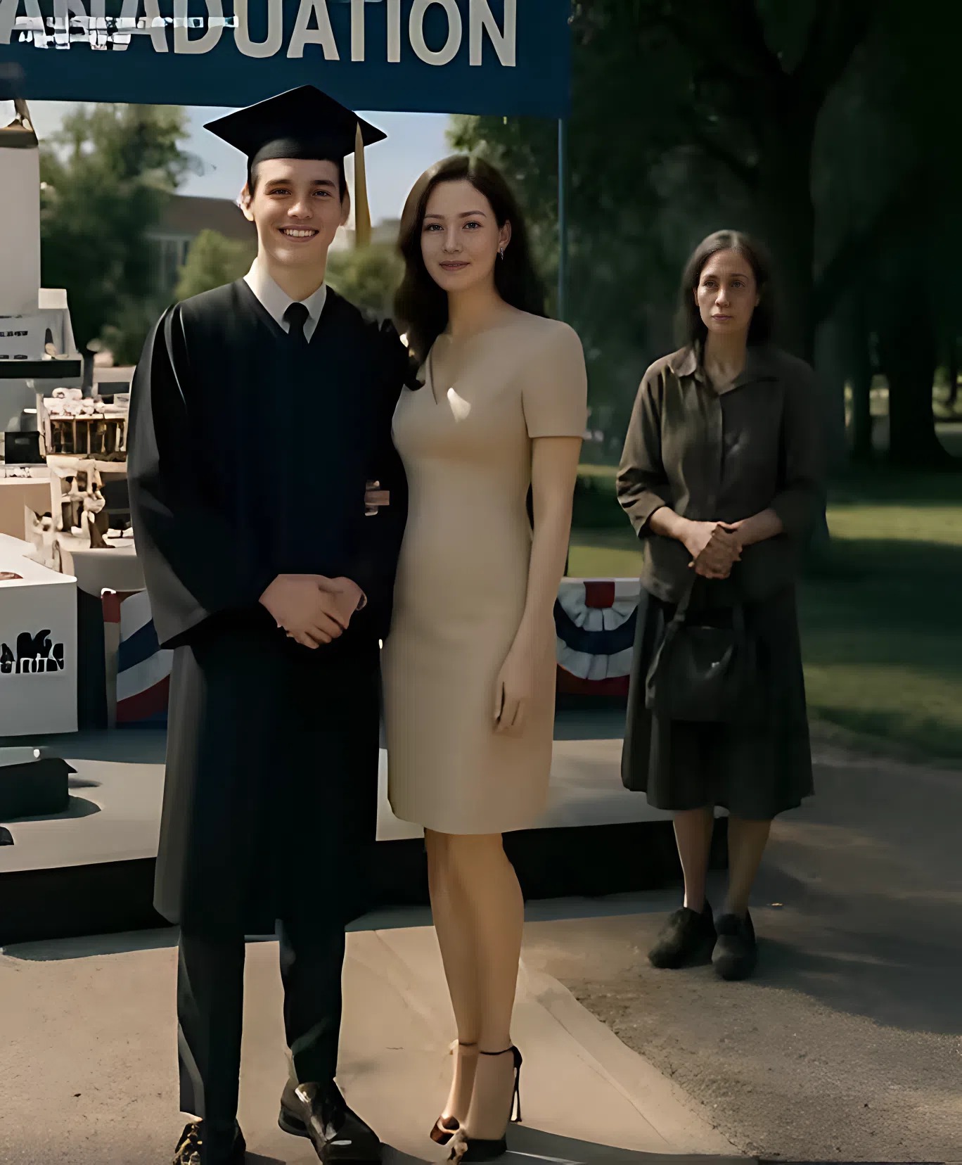 Son ashamed of his one-eyed mother, invites another woman to his prom ...
