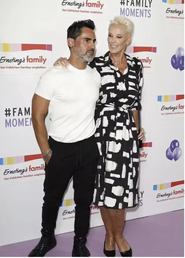 Sylvester Stallone's ex-wife appeared at a fashion show with her young husband: The couple ...