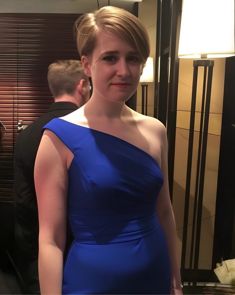 My husband invited me to an important business dinner with a Japanese ...